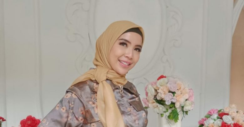Inspiratif dr Sona Sukses Raih Magister Biomedik Stemsel dalam ...